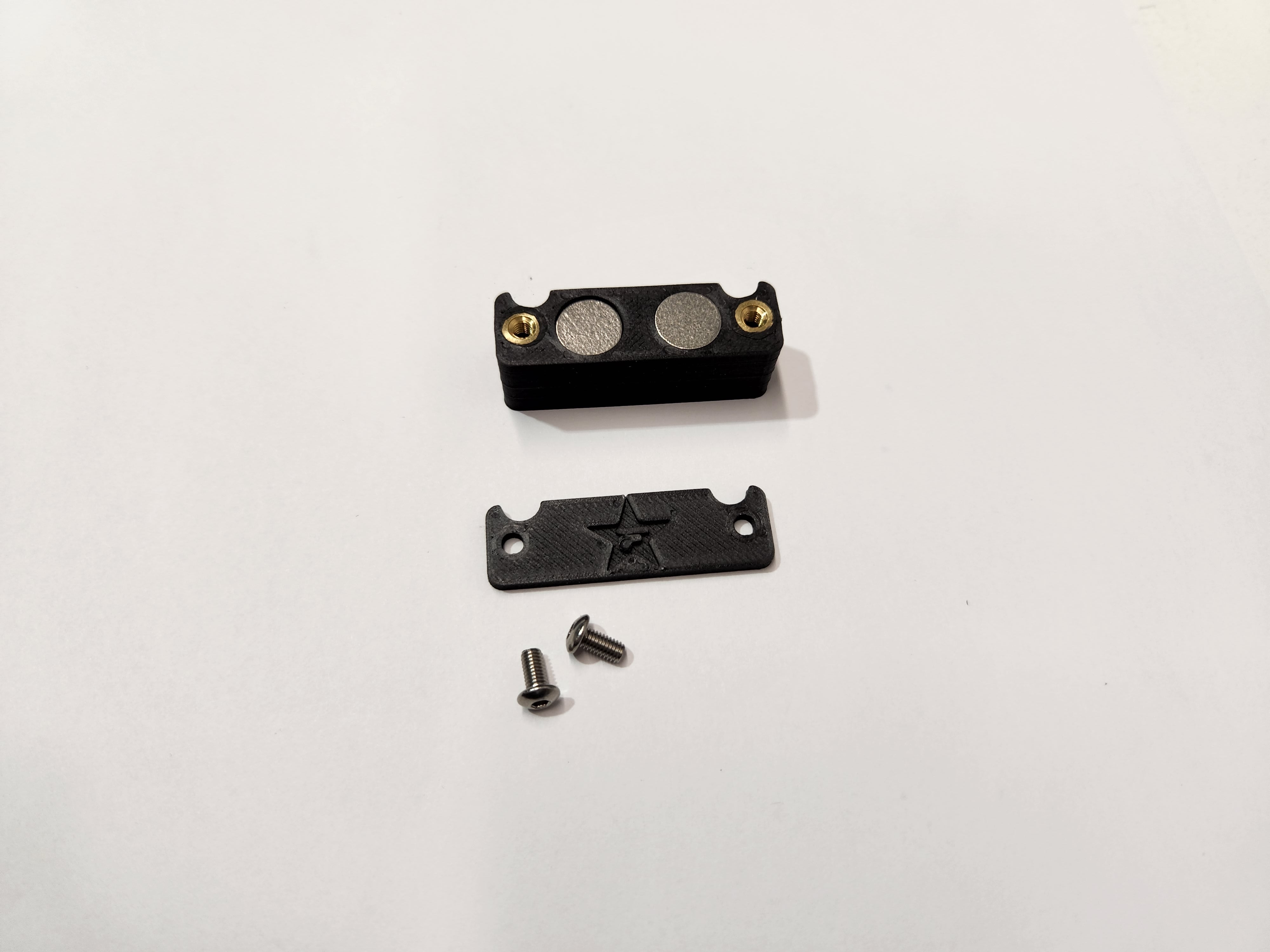 62044 "THE BACKPACK" SPRINT CAR REAR WEIGHT BOX – Five Star Hobbies